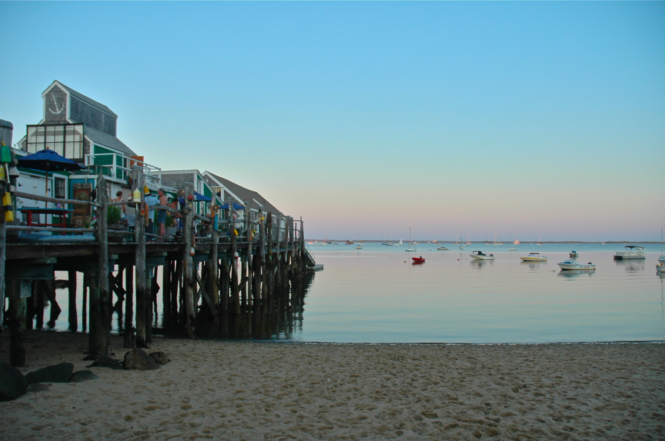 Wharf 7 – Captain Jack's Wharf